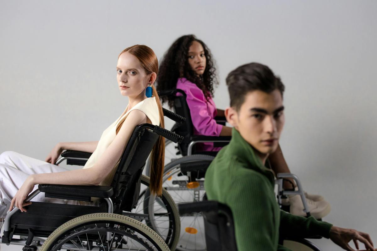 Fashion and Disability: Top 8 Models with Disabilities – The World's Best